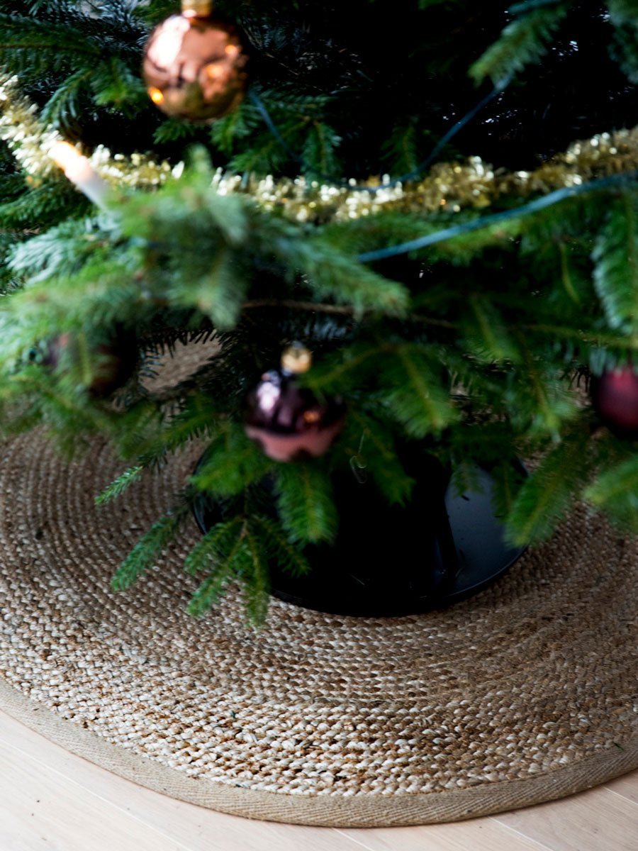 Handmade round Christmas tree carpet in jute - Natural Color