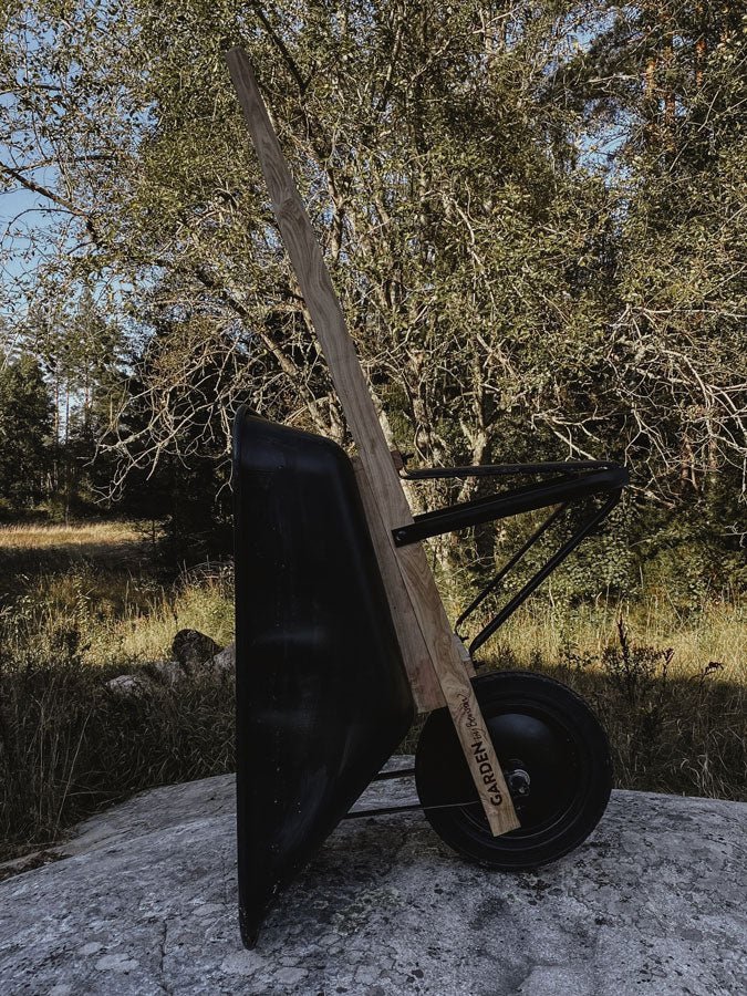 Wheelbarrow Deluxe - Durable, Luxurious and Stylish